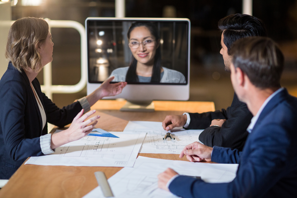 Prepárate para realizar un conference call exitoso en inglés